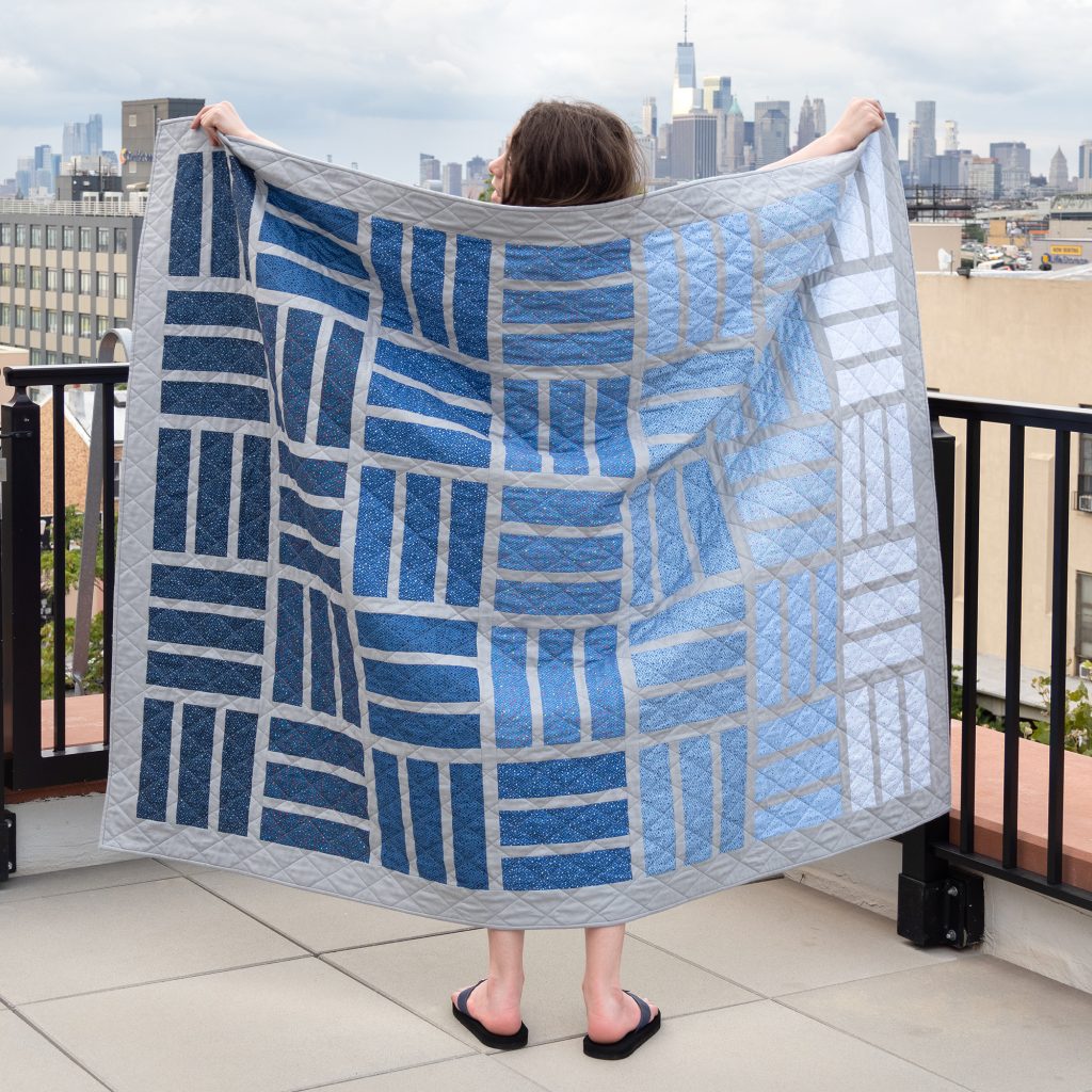 "Deep Blue Sea" Quilt - The Serial Hobbyist Girl